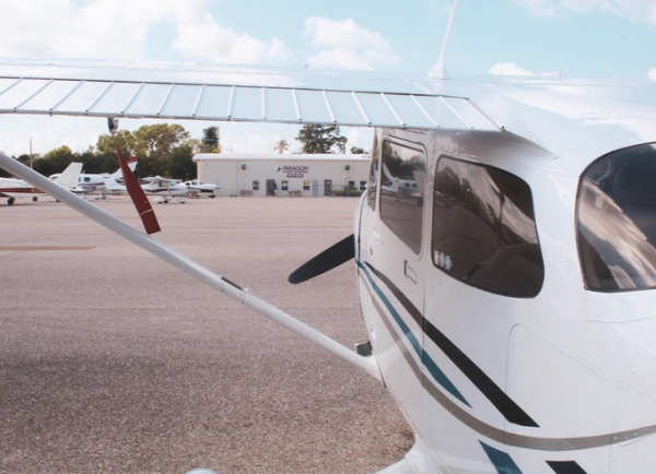 Accelerated Commercial Pilot Training | Paragon Flight